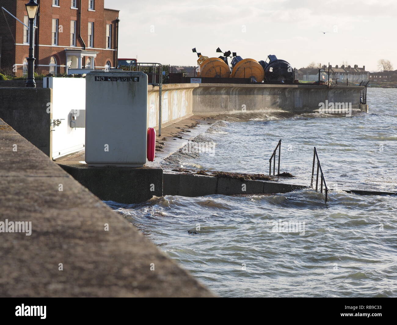 Tidal levels hi-res stock photography and images - Alamy