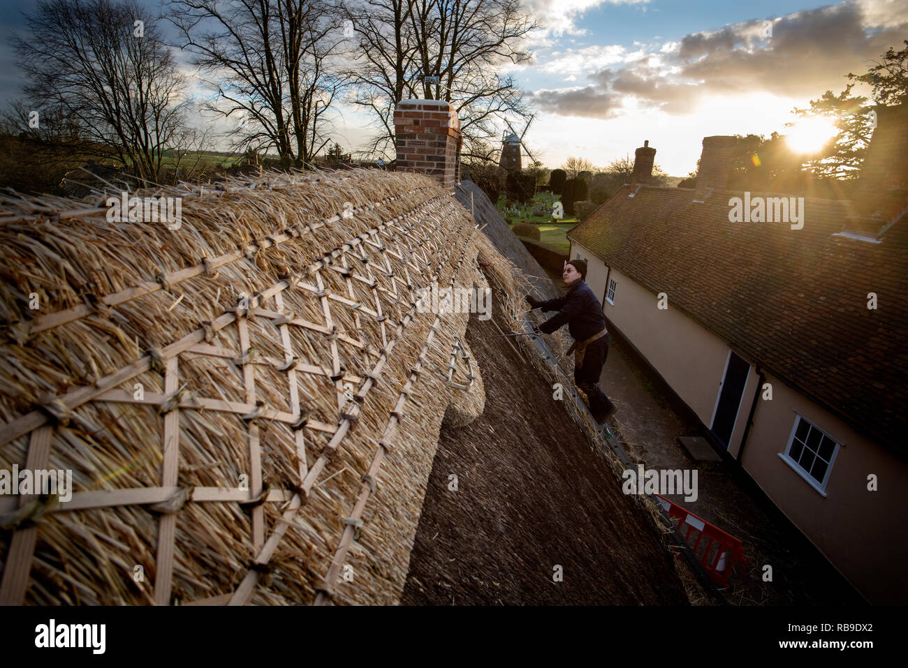 Thaxted Essex England, UK. 8th Jan, 2019. Thatching the Ancient ...