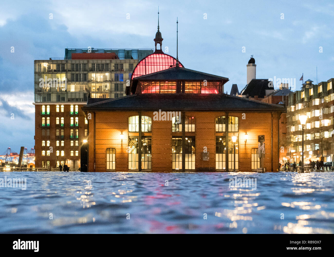Hamburg, Germany. 08th Jan, 2019. The fish market with the fish auction ...
