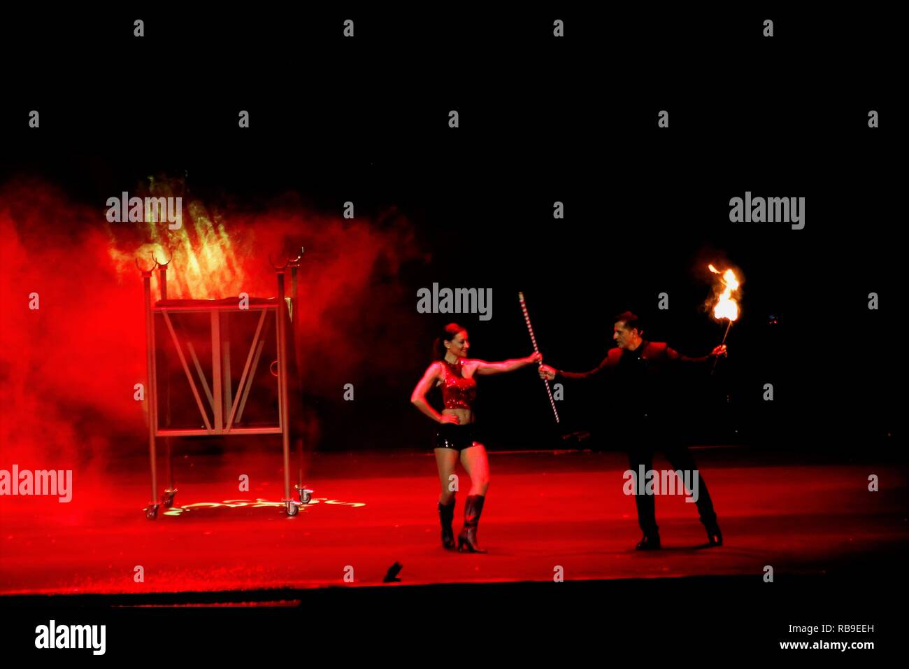 Magicians box hi-res stock photography and images - Alamy