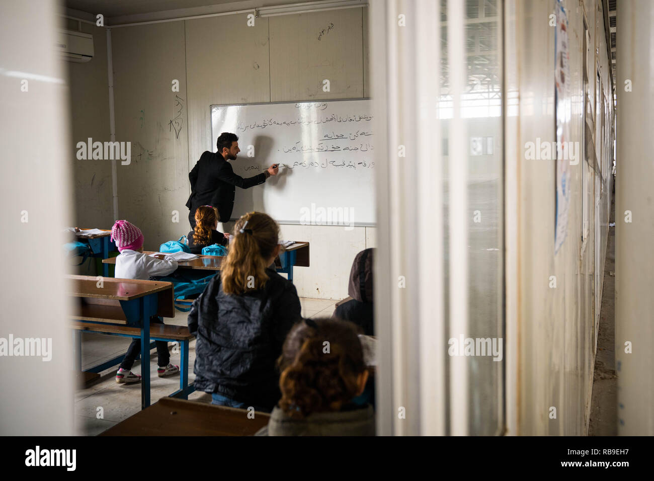 Isis teaching hi-res stock photography and images - Alamy