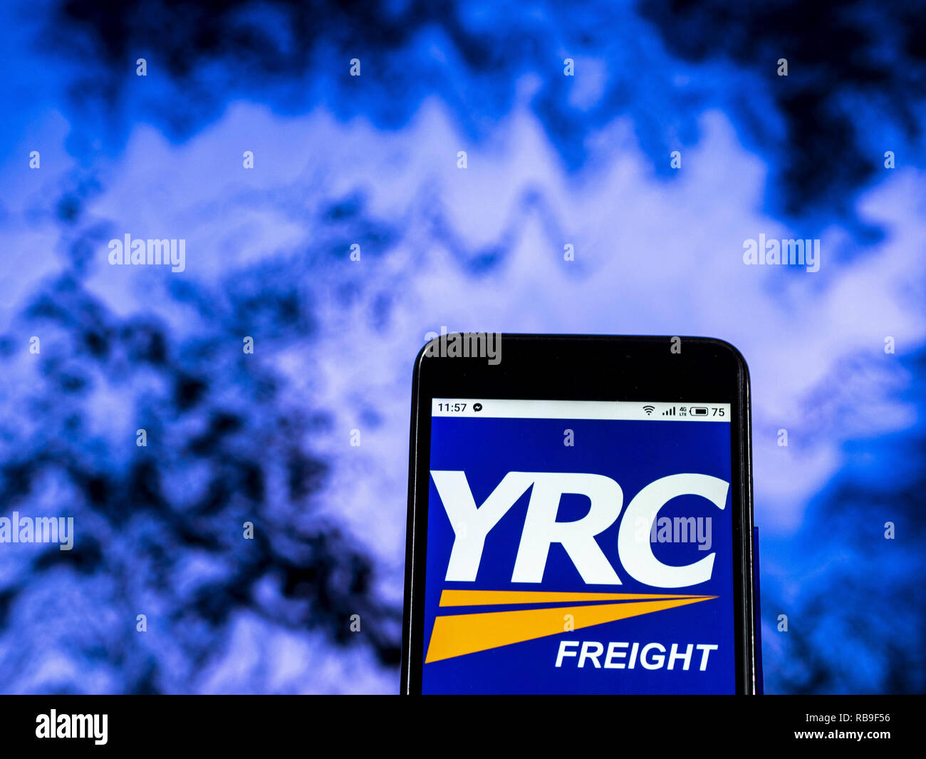 Yrc business logo hi-res stock photography and images - Alamy