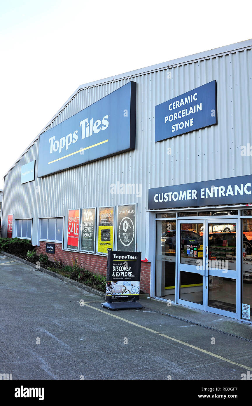 Topps tiles hi-res stock photography and images - Alamy