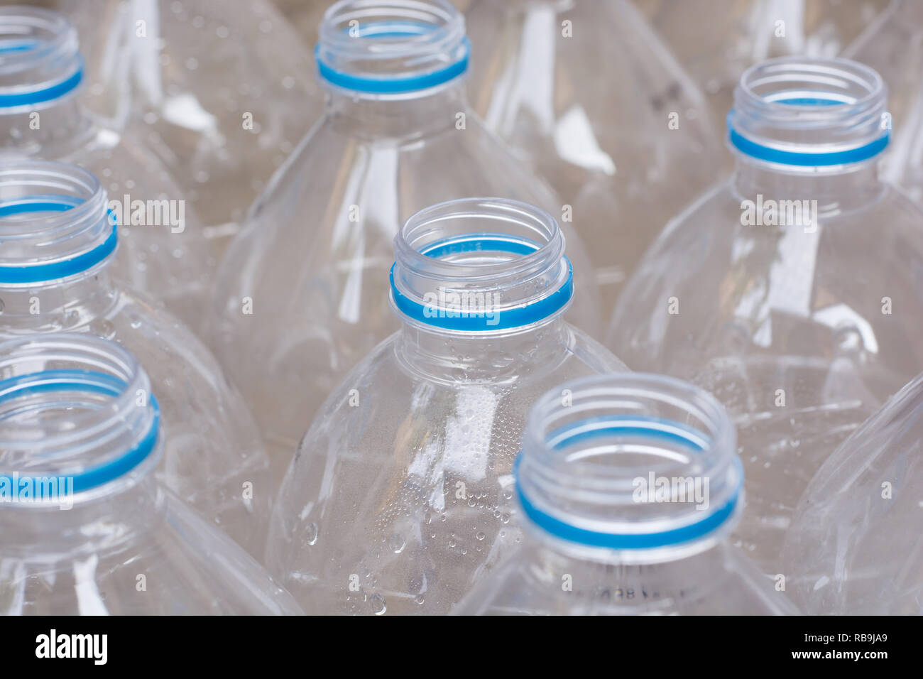 Rows of water bottles Stock Photo - Alamy