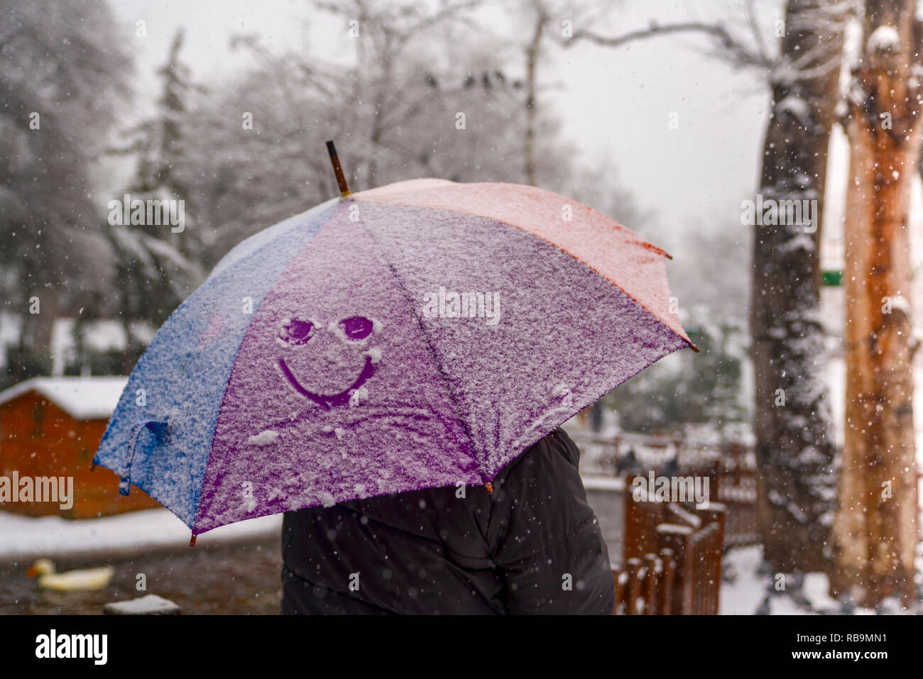 Emoticon snowflake hi-res stock photography and images - Alamy