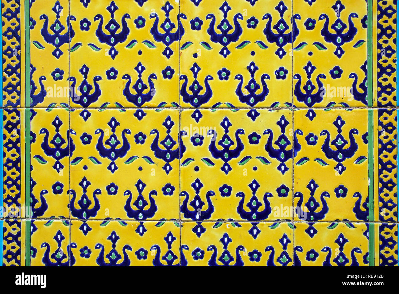 Ancient persian ceramic tiles hi-res stock photography and images - Alamy