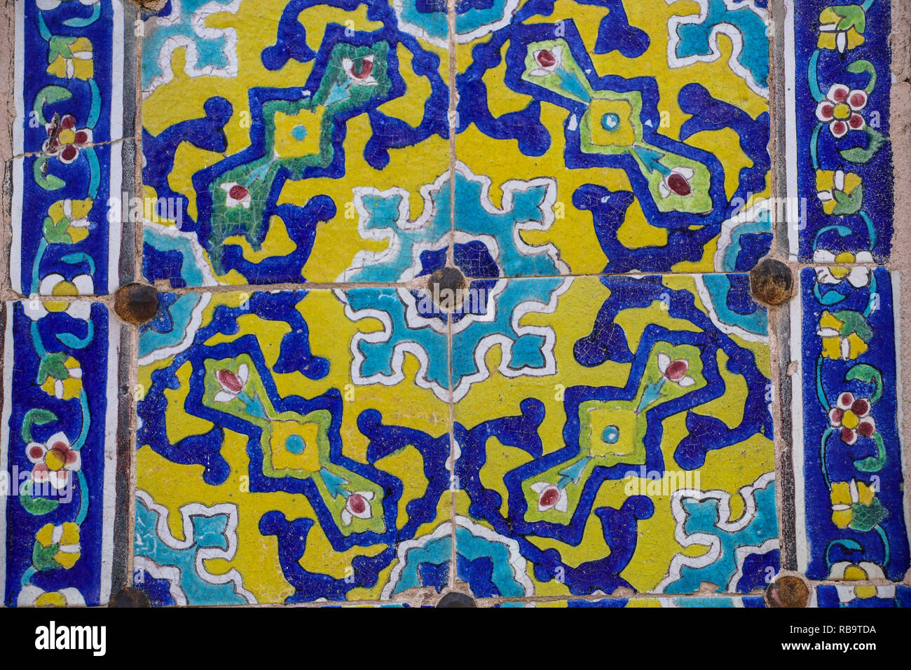 Ancient persian ceramic tiles hi-res stock photography and images - Alamy