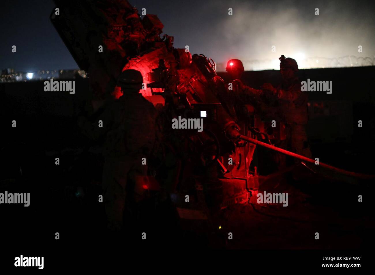 Makhmour mountains hi-res stock photography and images - Alamy