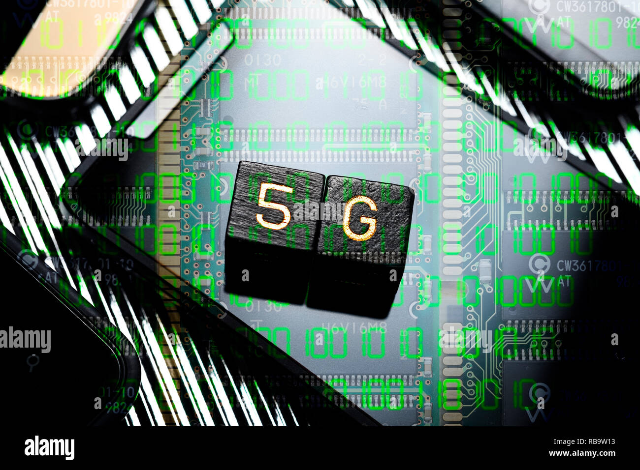 Smartphones, 5G mobile communications standard Stock Photo - Alamy