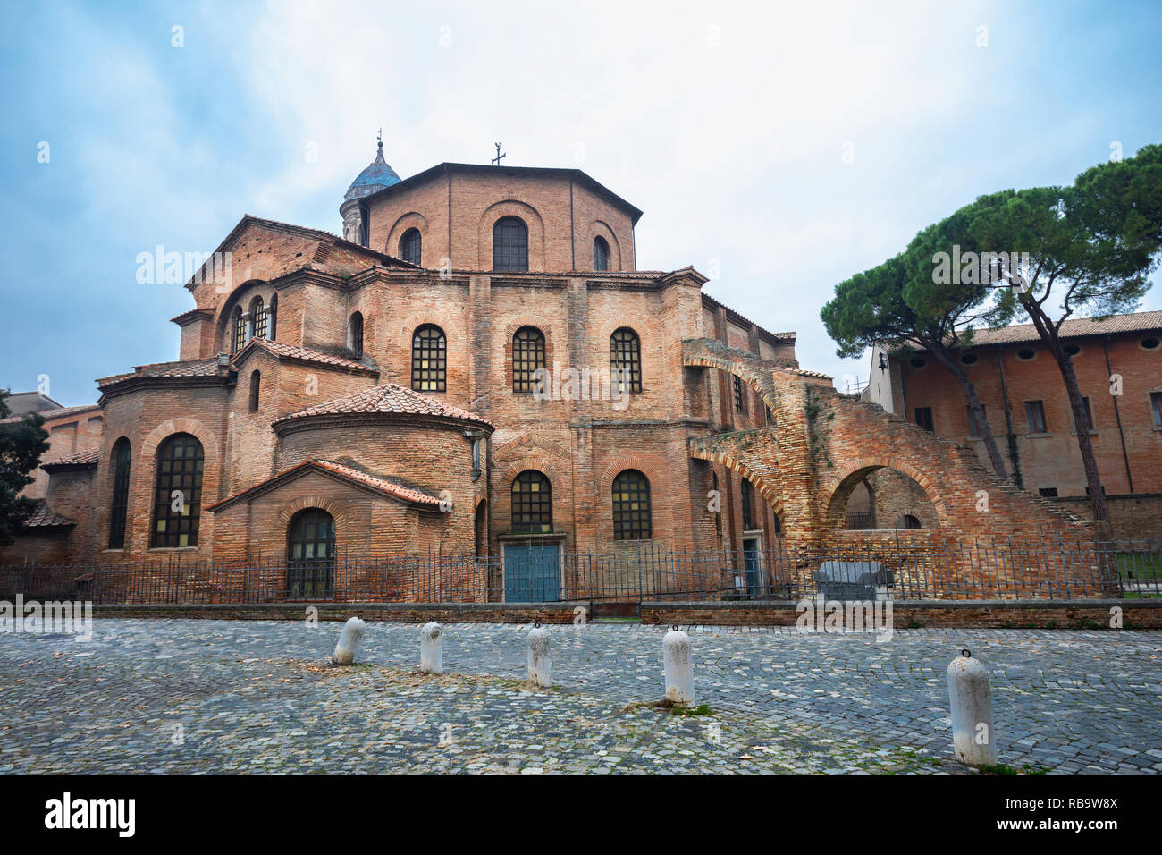 Christian architecture in italy hi-res stock photography and images - Alamy