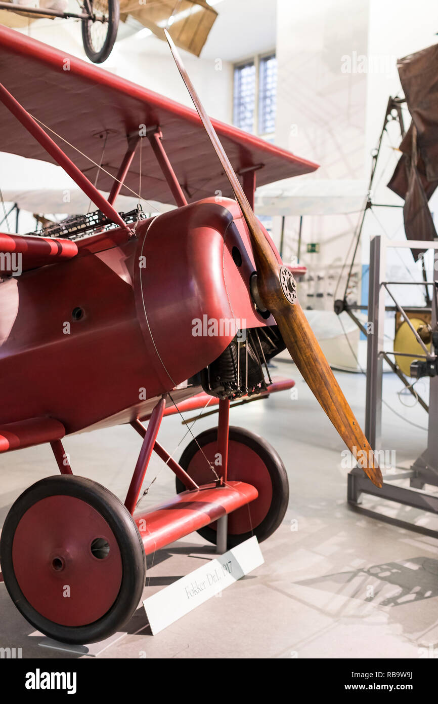 Old flying machine company hi-res stock photography and images - Alamy