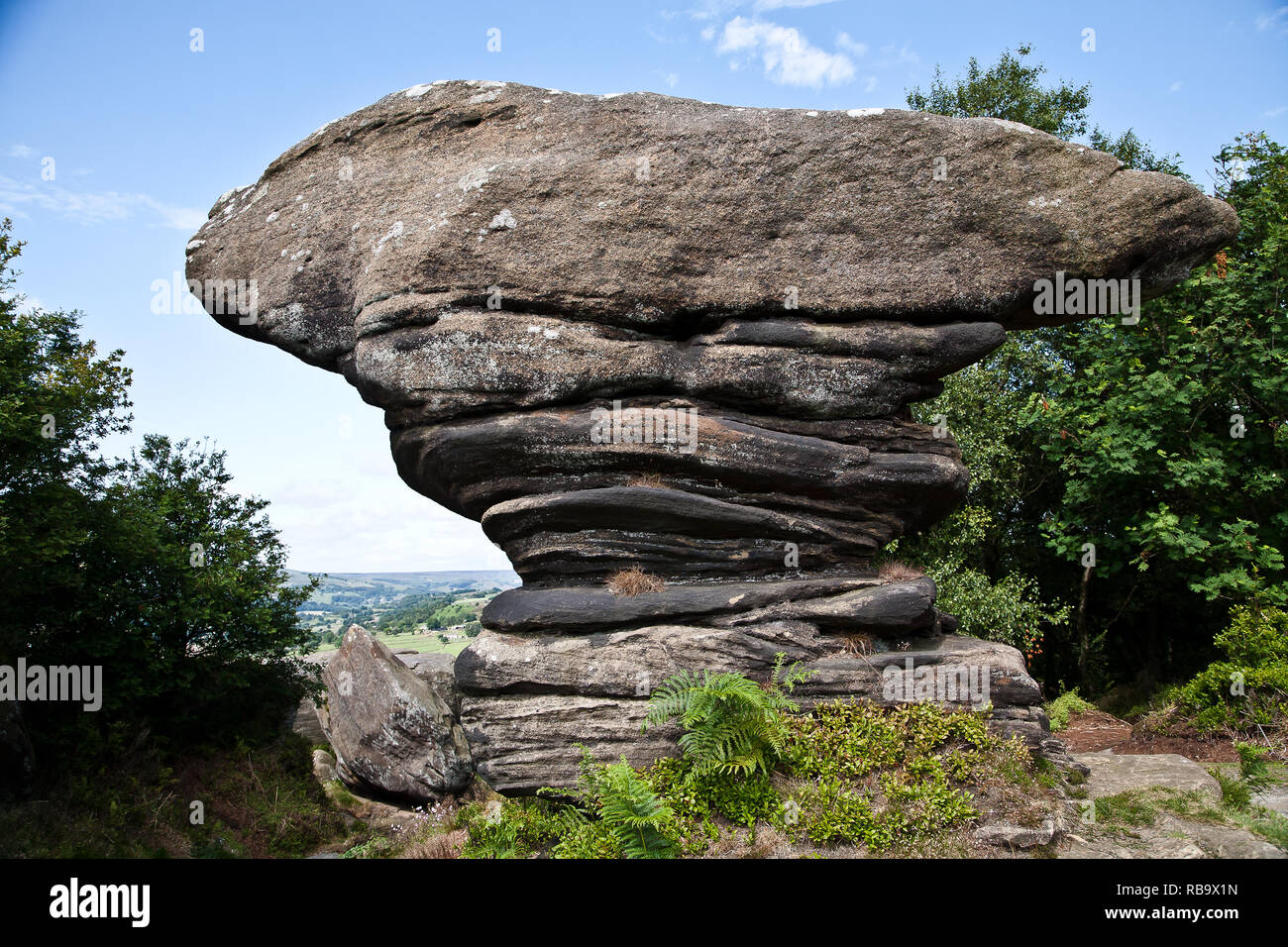 Brimham rocks hi-res stock photography and images - Alamy