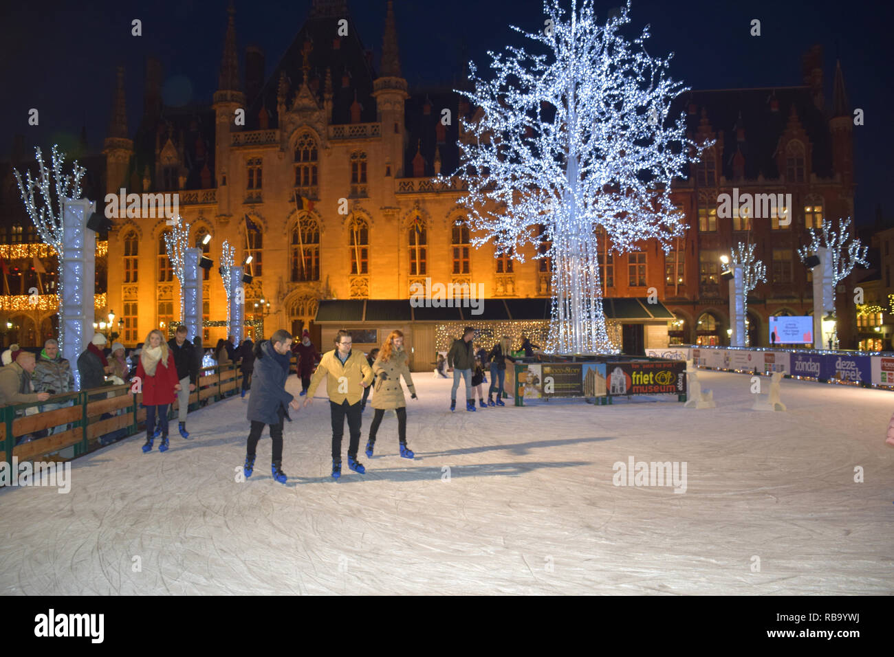 Christmas market bruges skating hi-res stock photography and images - Alamy