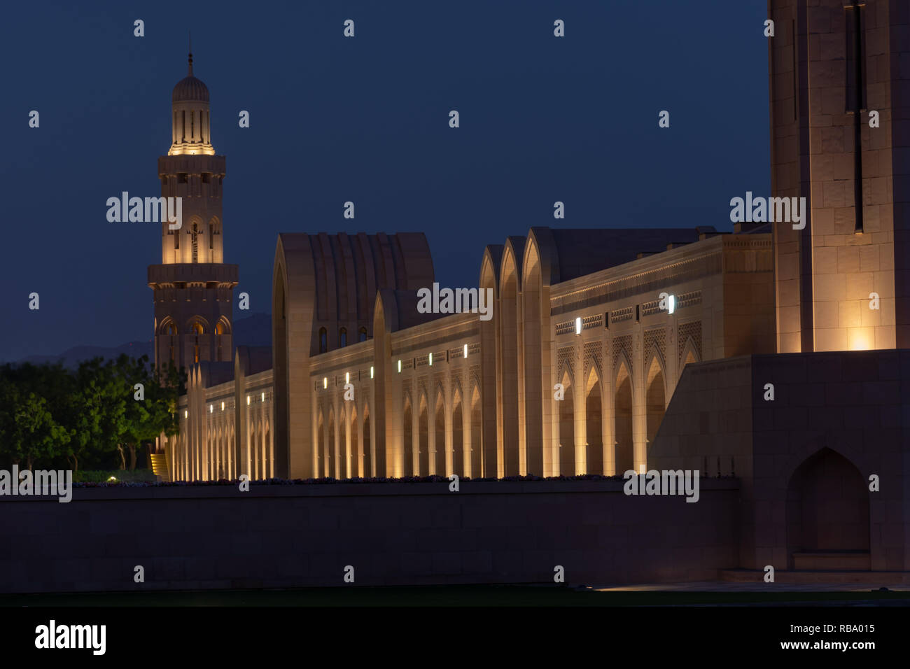 View grand mosque night muscat hi-res stock photography and images - Alamy