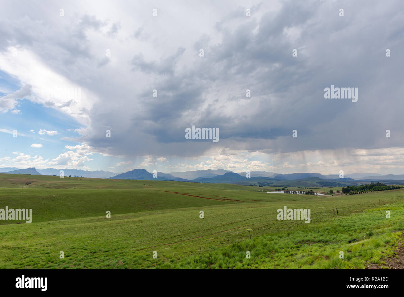 Rain in the mountains hi-res stock photography and images - Alamy