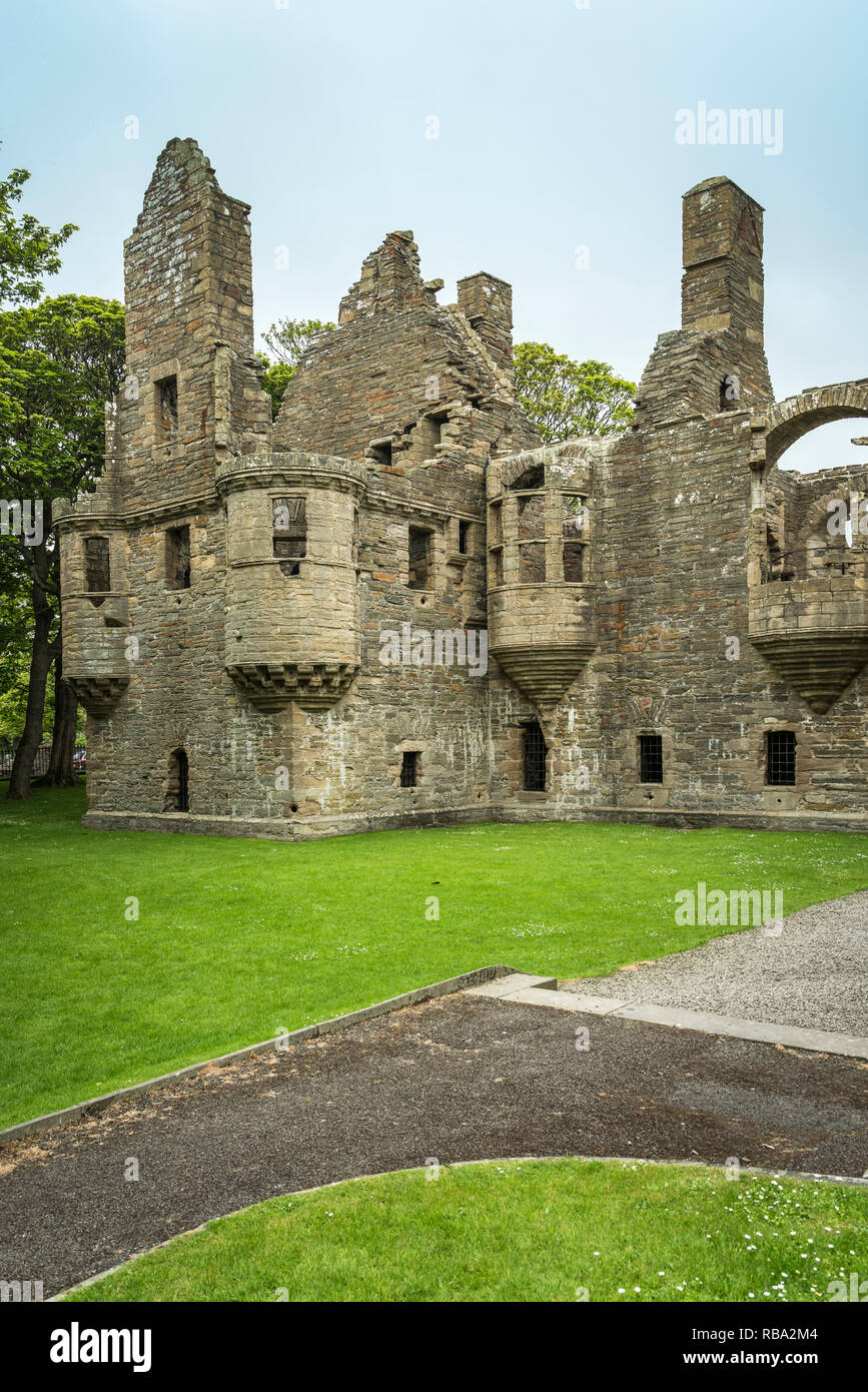 The Bishop's and Earl's Palace in Kirkwall, Orkney Isles, Scotland ...