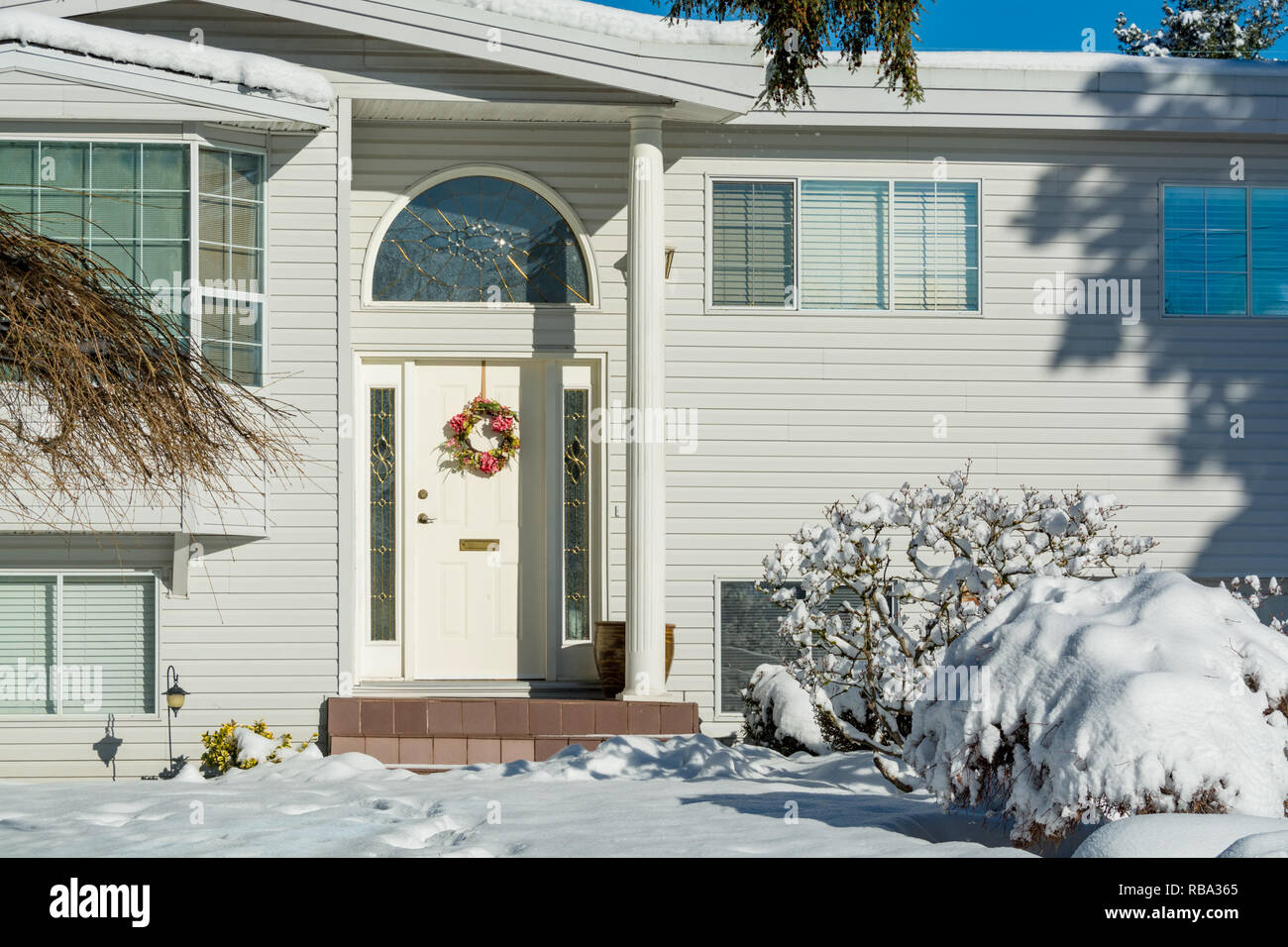 Typical american house hi-res stock photography and images - Alamy