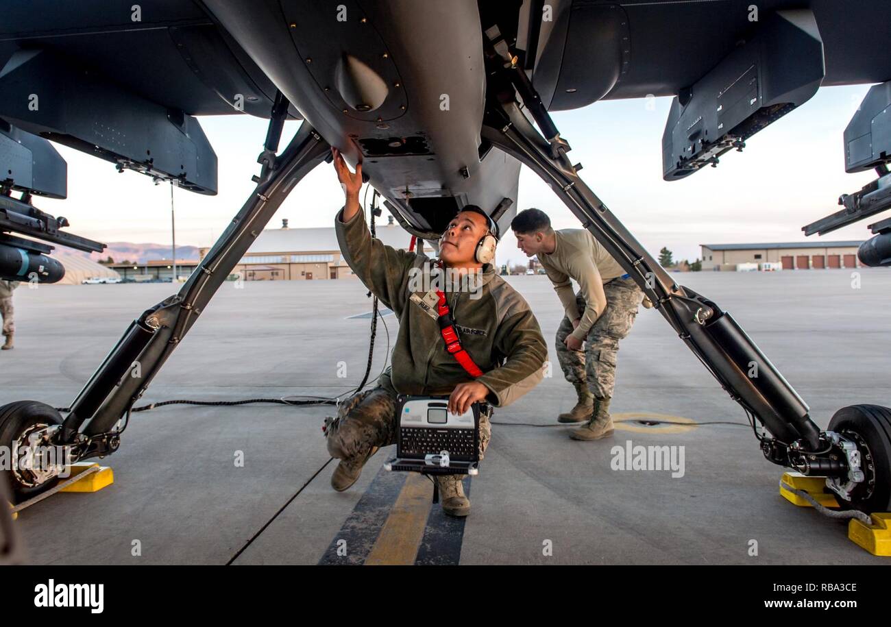 Airman 1st Class Roberto Ruiz and Airman 1st Class Andrew Frano, an MQ ...