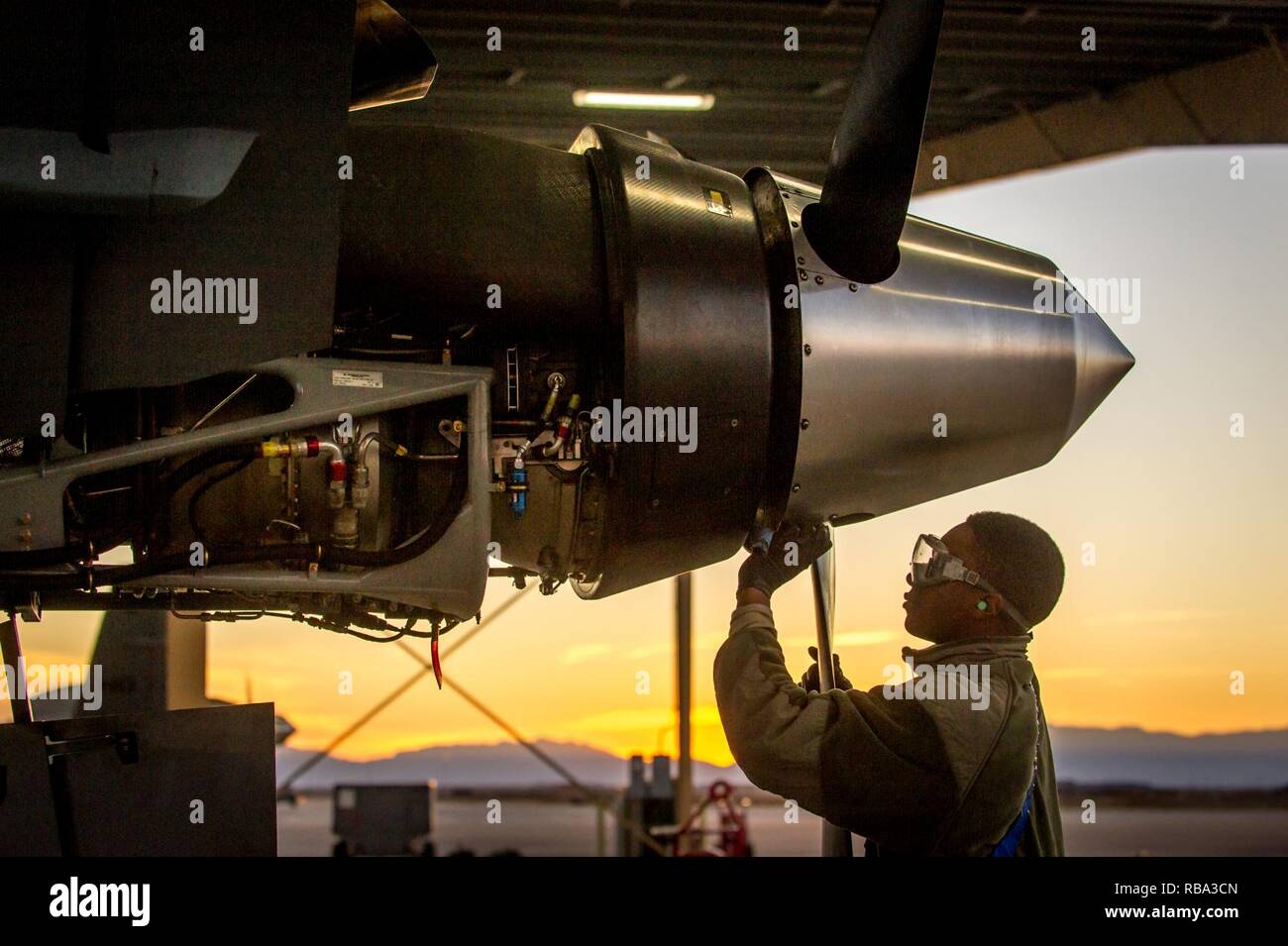 Mq 9 reaper sensor operators hi-res stock photography and images - Alamy