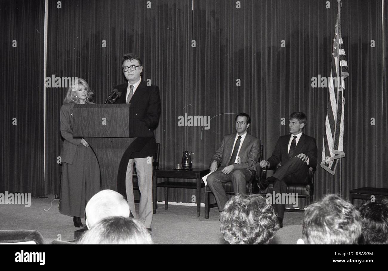 World Food Day Awards - End Hunger Awards - Speaking at podium Stock ...