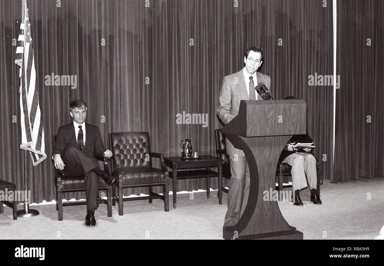 World Food Day Awards - End Hunger Awards - Peter McPherson speaking at ...