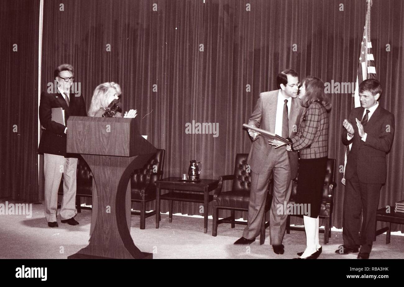 World Food Day Awards - End Hunger Awards - Giving an award Stock Photo ...