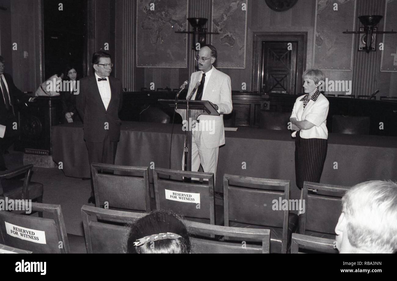 Ceremony & Signing - Speaking at the podium Stock Photo - Alamy