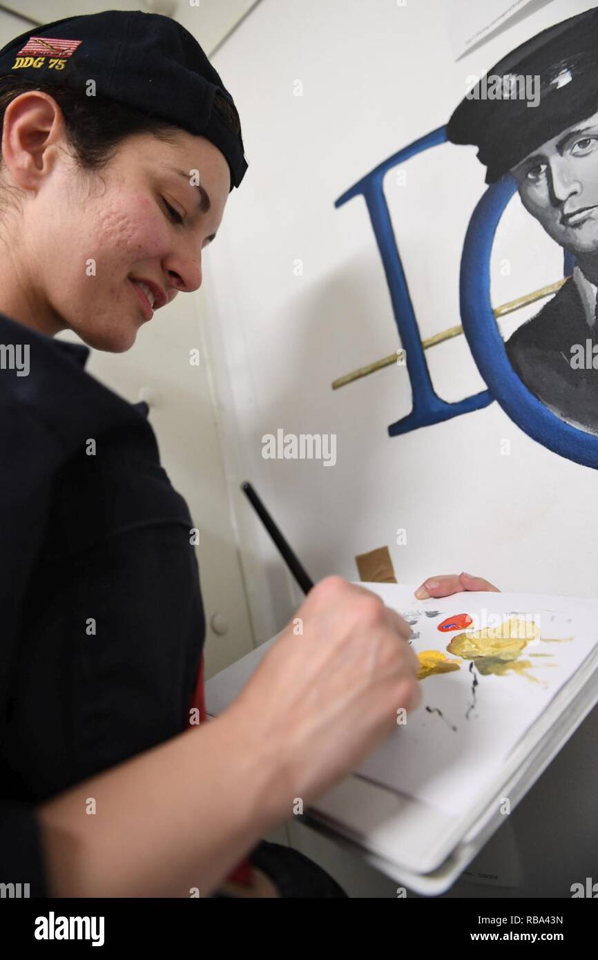 GAETA, Italy (Dec. 20, 2016) - Petty Officer 3rd Class Danielle Nosek ...