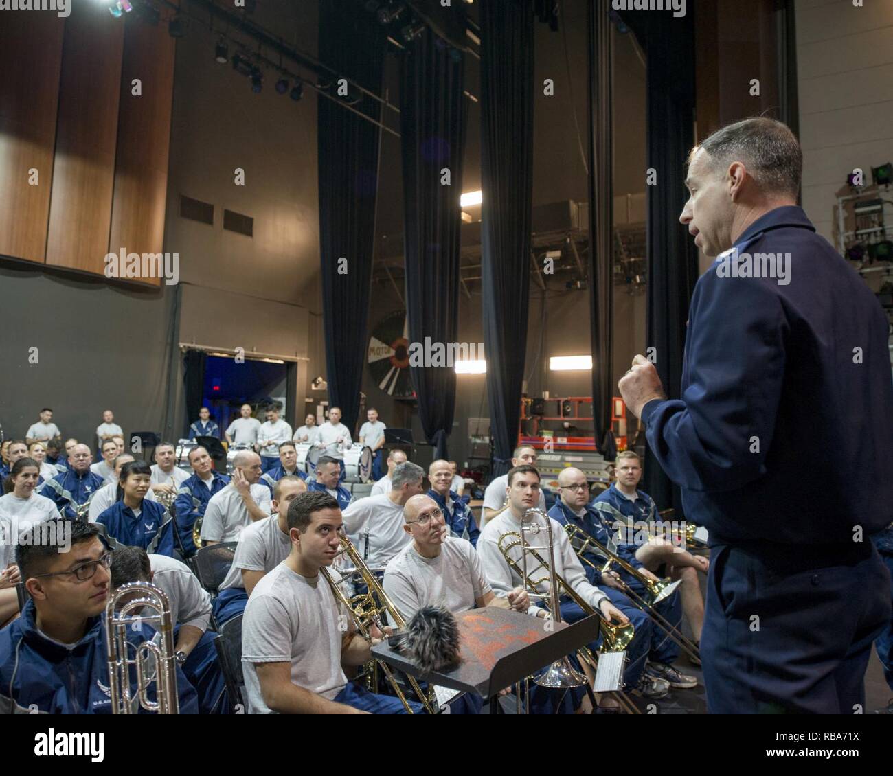 U.S. Air Force Lt. Col. Michael Willen, USAF Band of the Mid-America ...