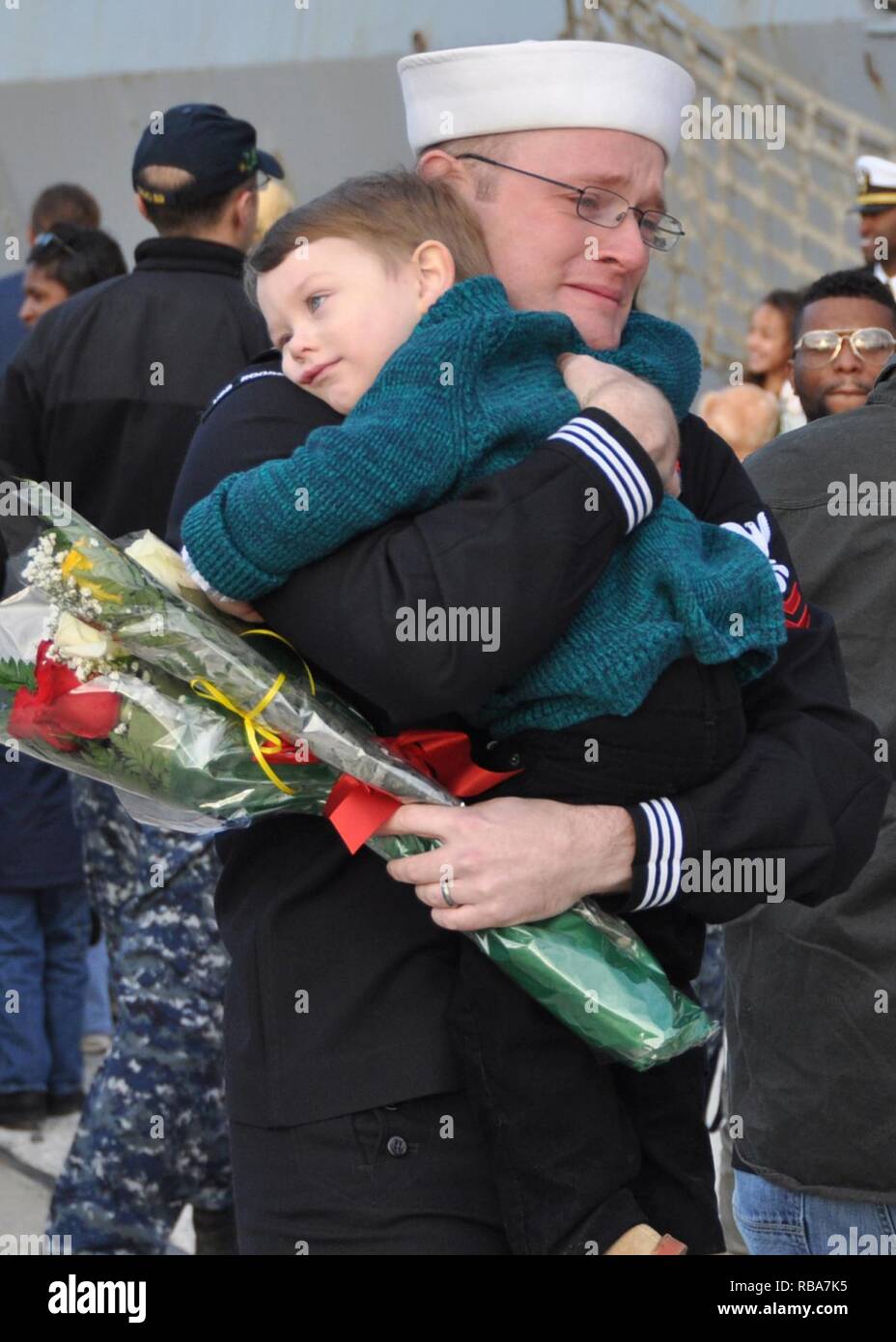 MAYPORT, Fla. (Dec. 30, 2016) Information Systems Technician 2nd Class ...