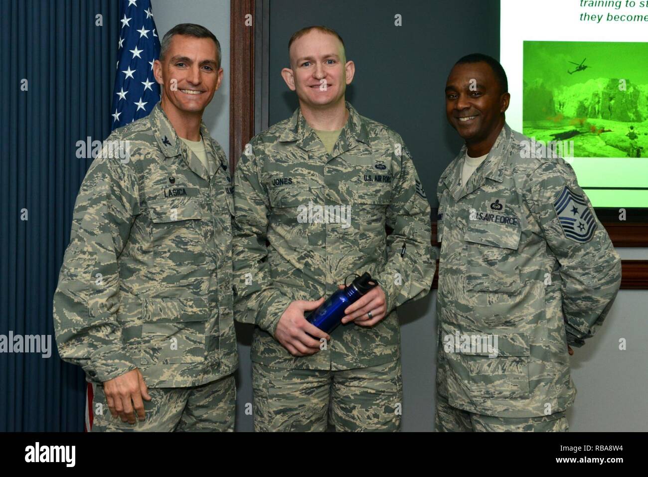 Sgt david jones hi-res stock photography and images - Alamy