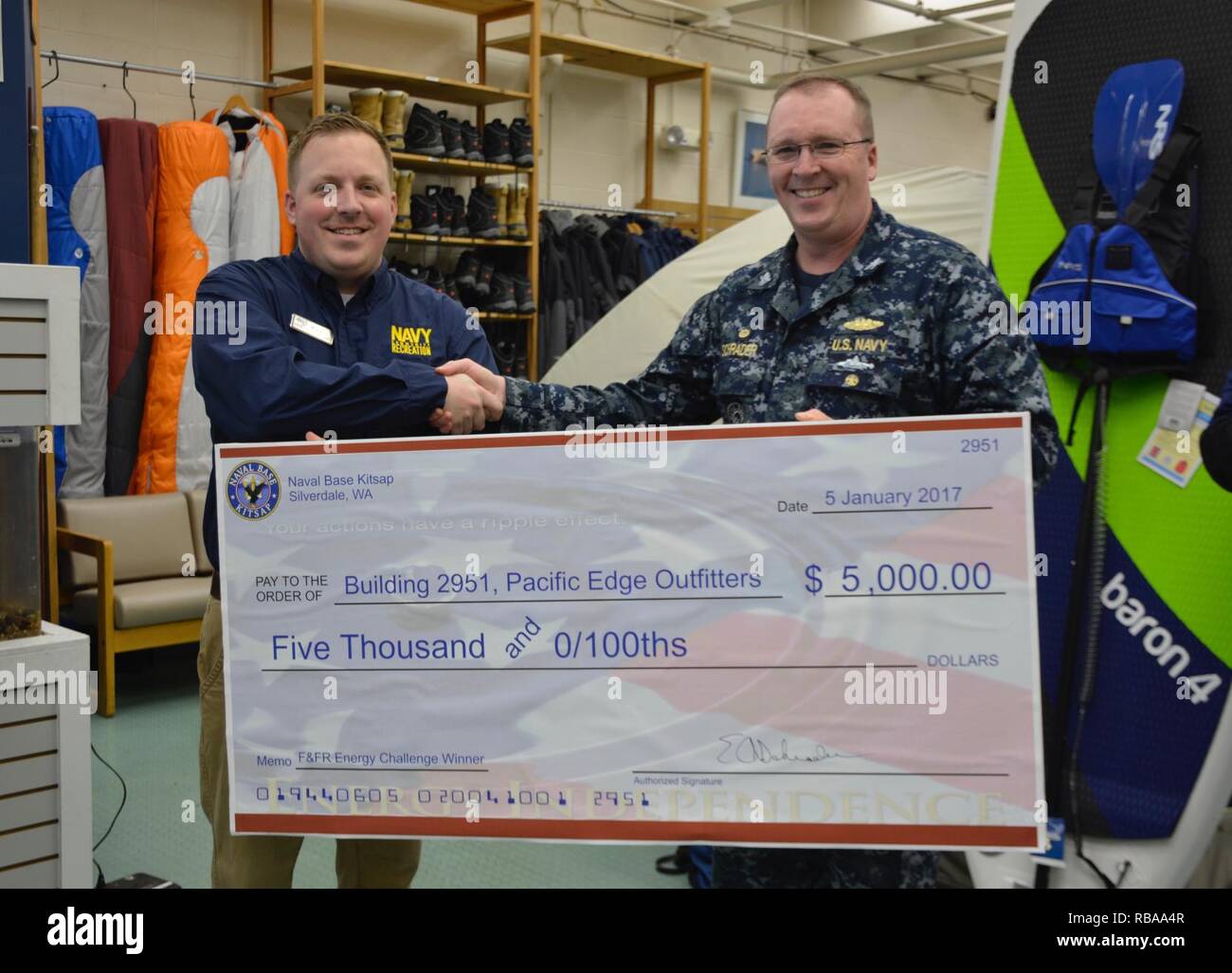SILVERDALE, Wash. (Jan. 5, 2016) – Kyle Vetter (left), an Outdoor ...