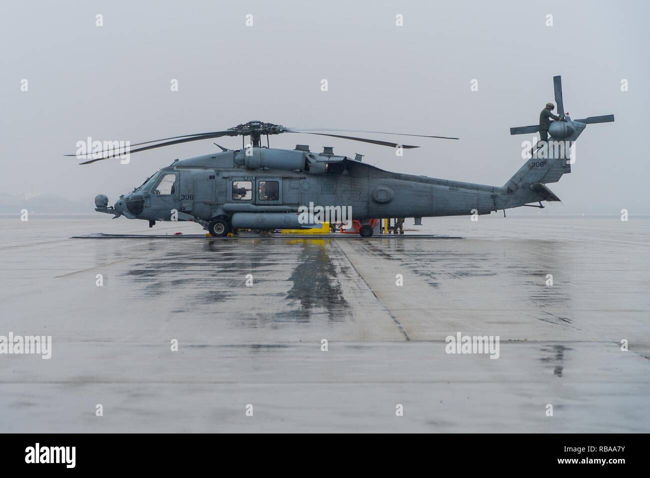 Naval Aircrewmen assigned to Helicopter Sea Combat Squadron 85 (HSC- 85 ...