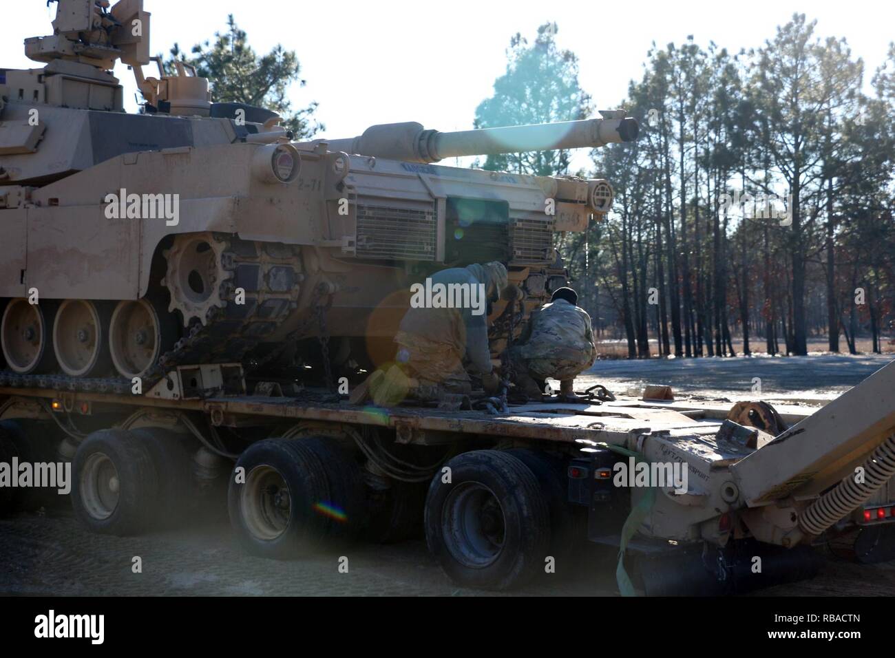 Mechanics with 2nd Battalion, 7th Infantry Regiment, 1st Armored ...
