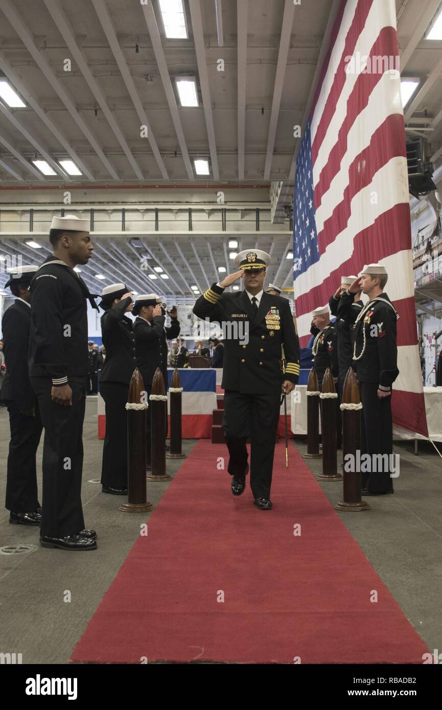 Amphibious squadron phibron 11 change of command hi-res stock ...