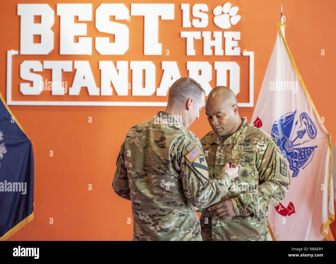 Rotc badge hi-res stock photography and images - Alamy