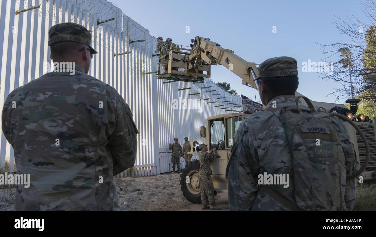 66th military police company hi-res stock photography and images - Alamy
