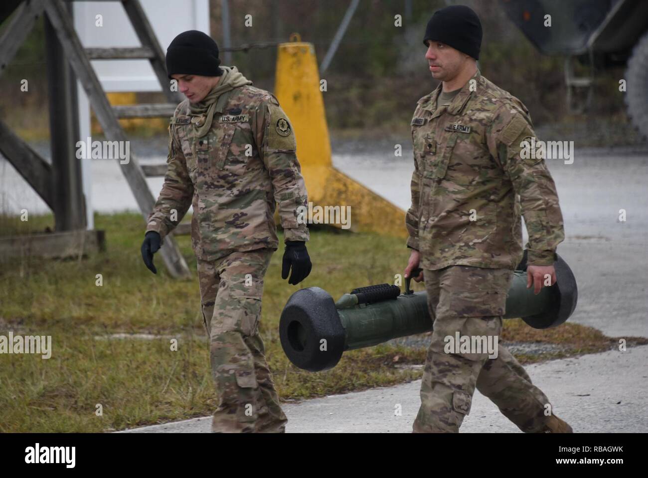 Fgm 148 javelin anti tank missile hi-res stock photography and images ...