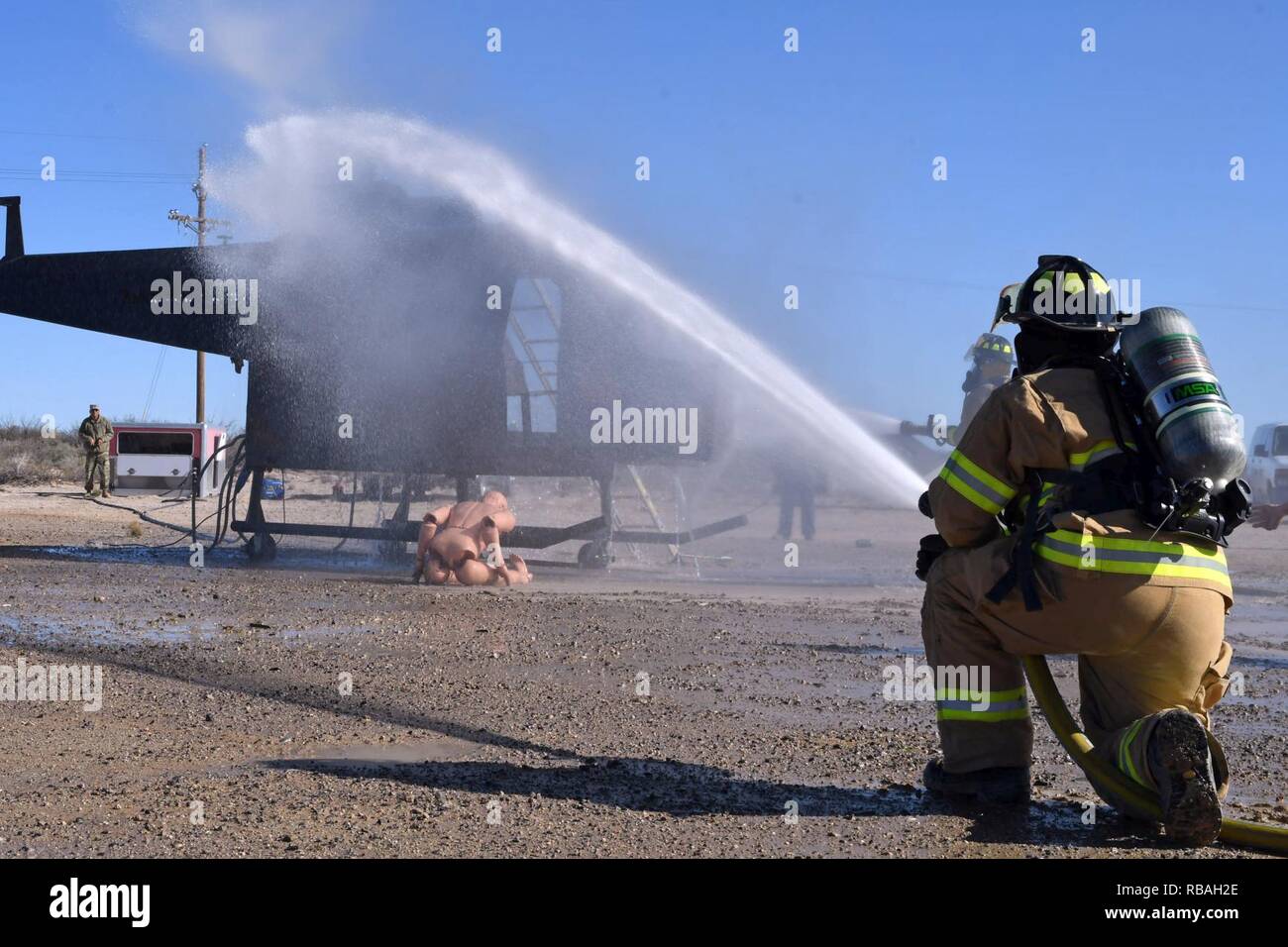 M1142 tactical fire fighting truck hi-res stock photography and images ...