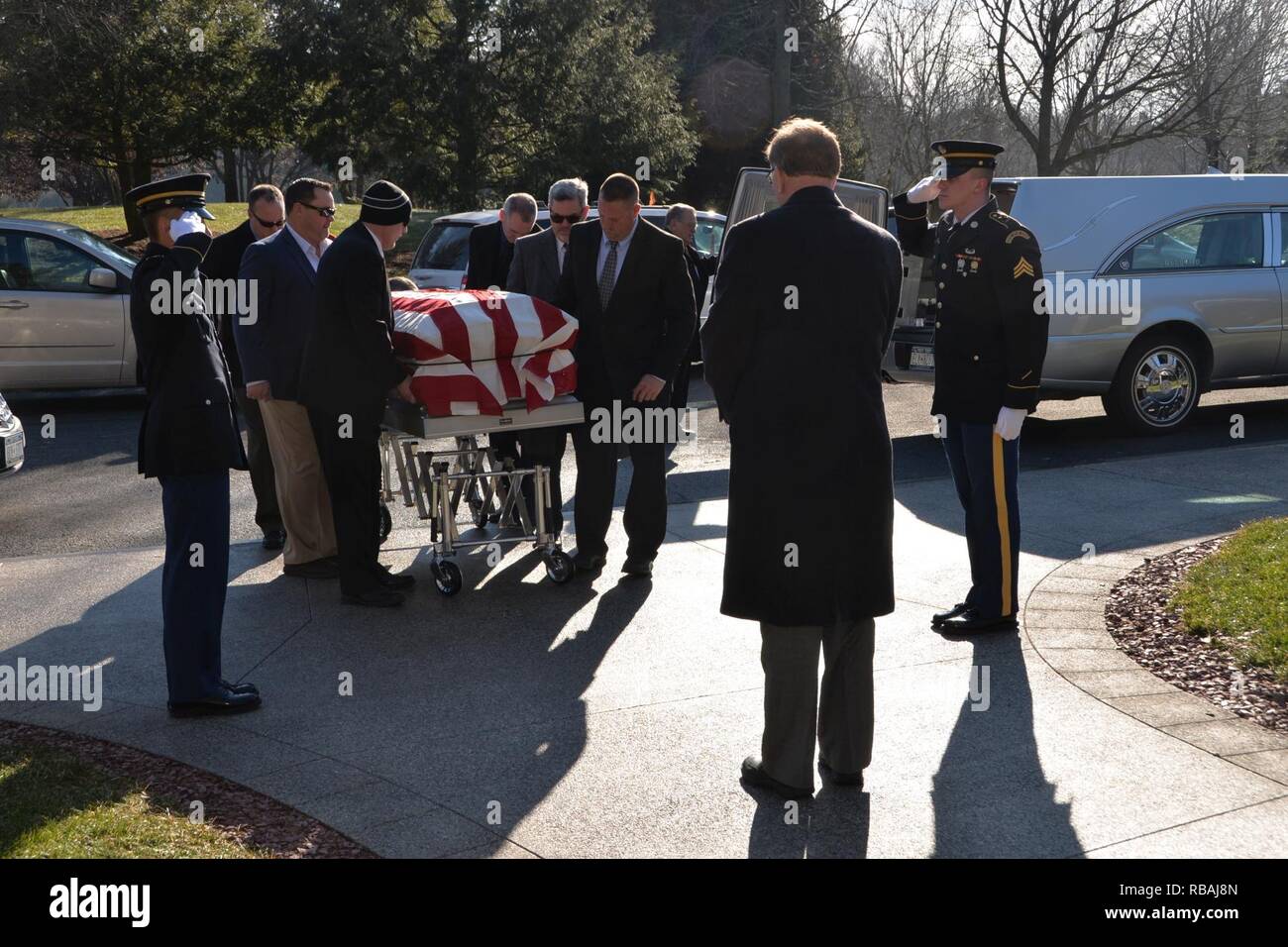 Soldiers of the New York Army National Guard’s Honor Guard Sgt. Joshua ...