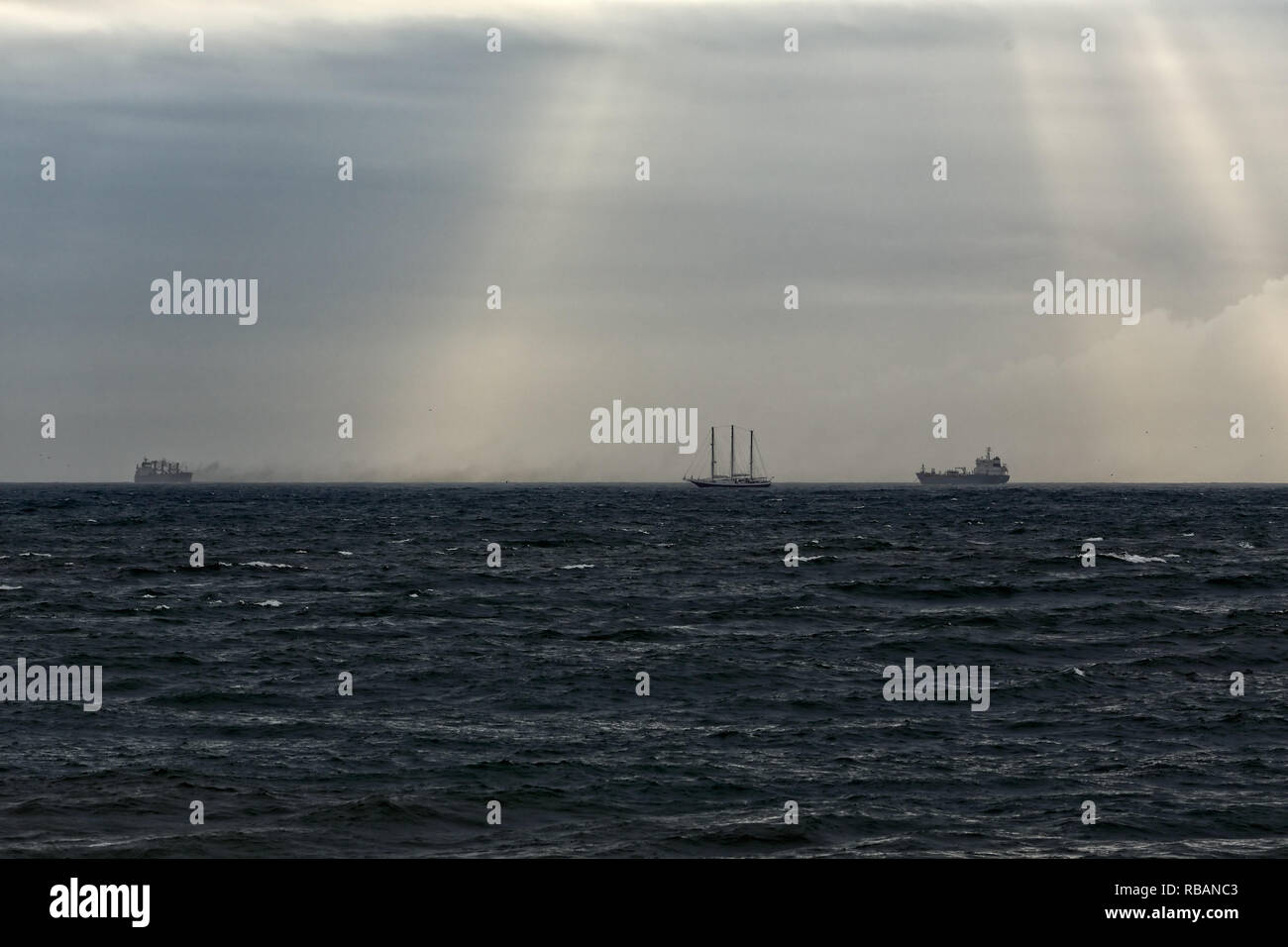 Autumn seascape dramatic hi-res stock photography and images - Alamy