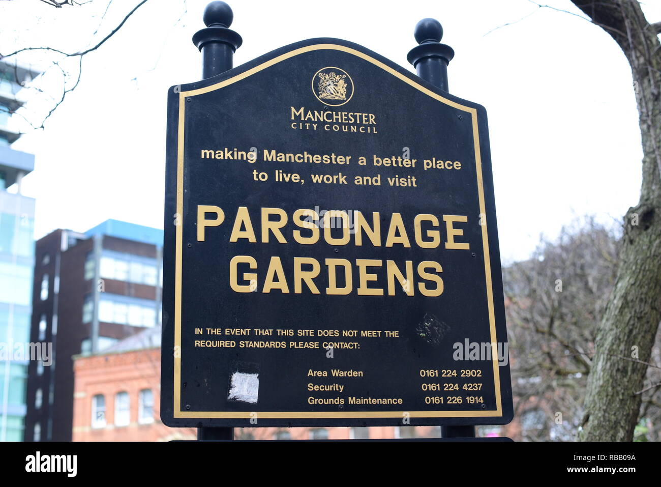 Public park in manchester city centre hi-res stock photography and ...