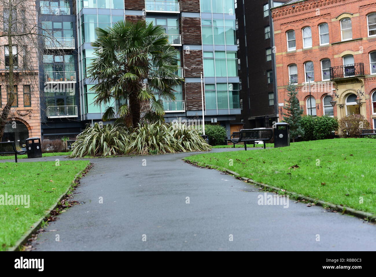 Public park in manchester city centre hi-res stock photography and ...