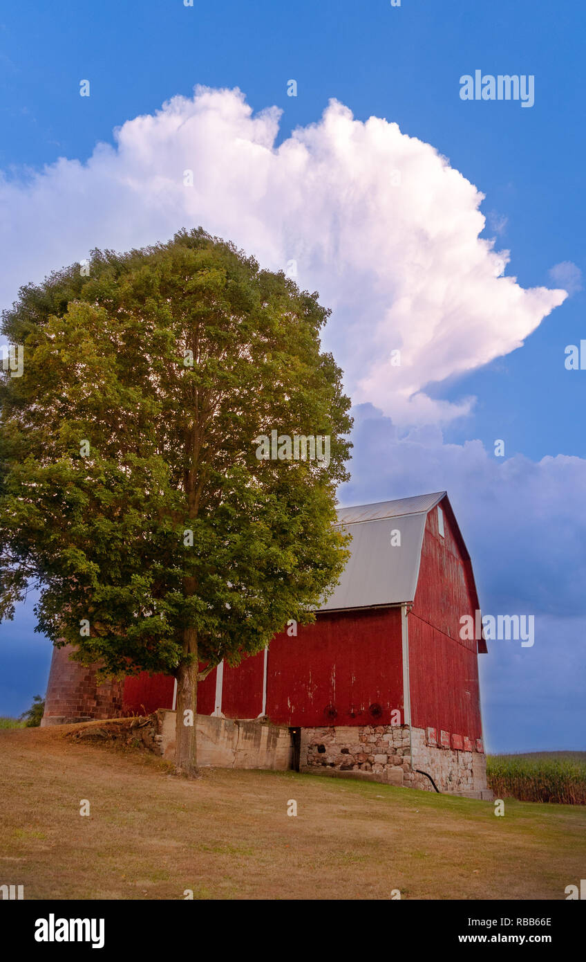 Storm Building Over Barn Stock Photo - Alamy