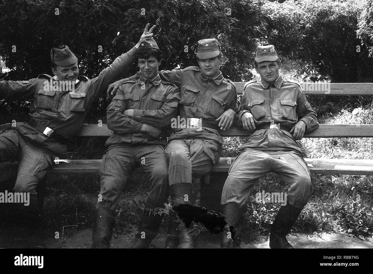MOSCOW REGION, RUSSIA - CIRCA 1992: Soldiers of the Russian army are ...