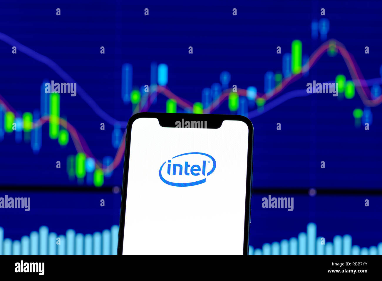 Intel logo hi-res stock photography and images - Alamy