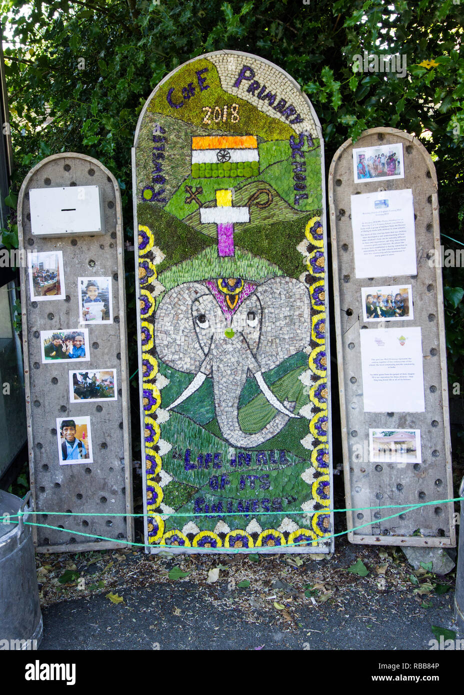 Well Dressing at Rowsley, Peak District 2018 Stock Photo - Alamy