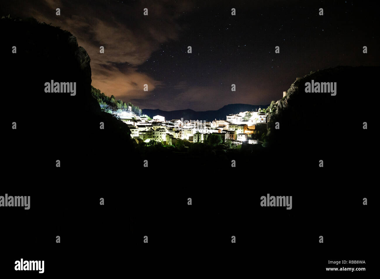 Chulilla valencia province spain hi-res stock photography and images ...