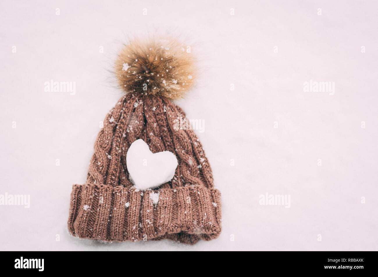 Comfortable weather and season outdoors hi-res stock photography and ...