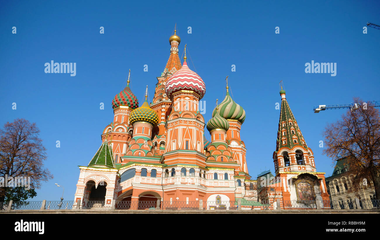 St. Basil's Cathedral in Red Square Moscow Kremlin, Russia Stock Photo - Alamy